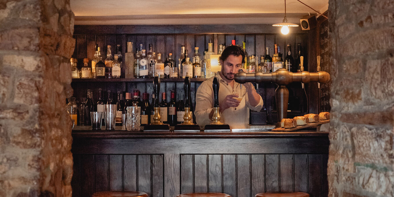 Review of The Bull Charlbury, Charlbury, Oxfordshire | The Good Food Guide